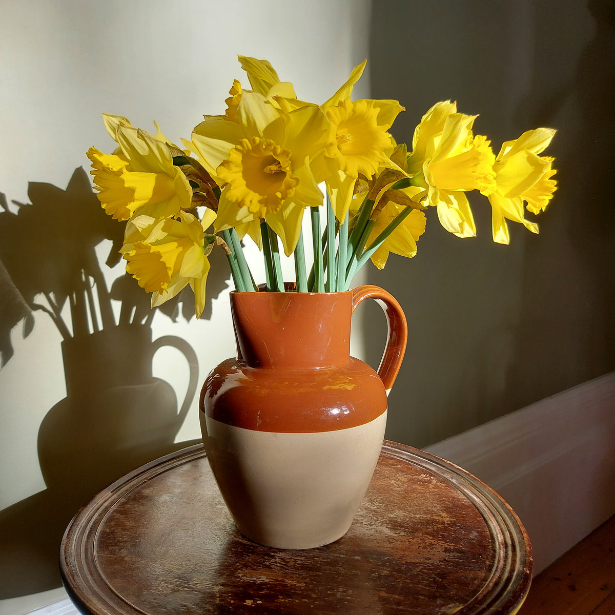 Vintage Two Tone Pottery Jug or Vase – The Antik Store